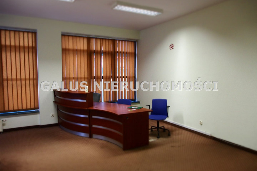 Lokal handlowo - usługowy w pawilonie wolnostojący | Morizon.pl